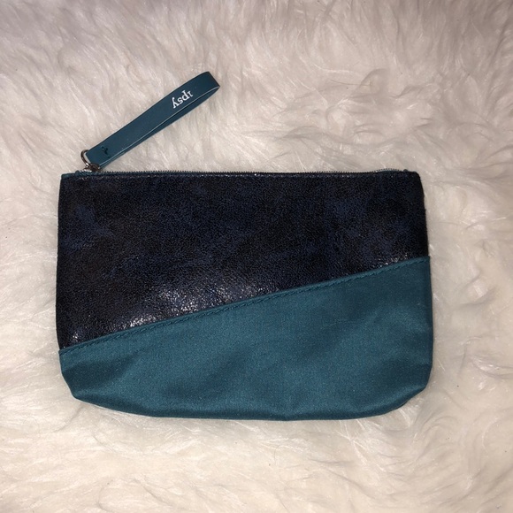 ipsy | Bags | Ipsy Makeup Bag | Poshmark